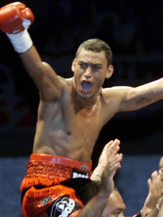 Da pobreza ao pódio: relembre a carreira de Popó - Web Stories Portal O ...